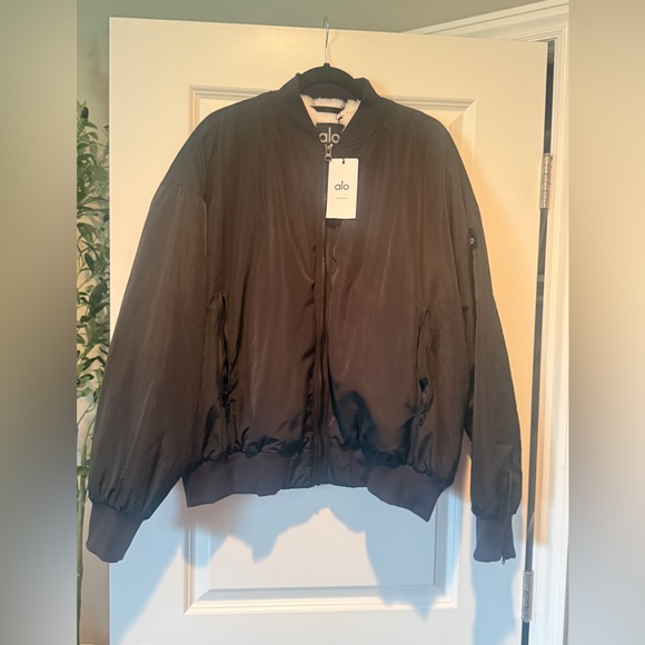 ALO Yoga | Jackets & Coats | Nwt Alo Jacket Faux Fur Urbanite Bomber ...